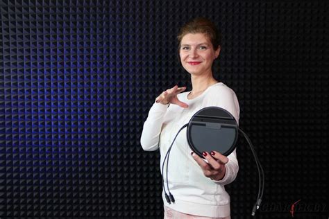 Встраиваемая беспроводная зарядка в мебель Qi с USB выходом