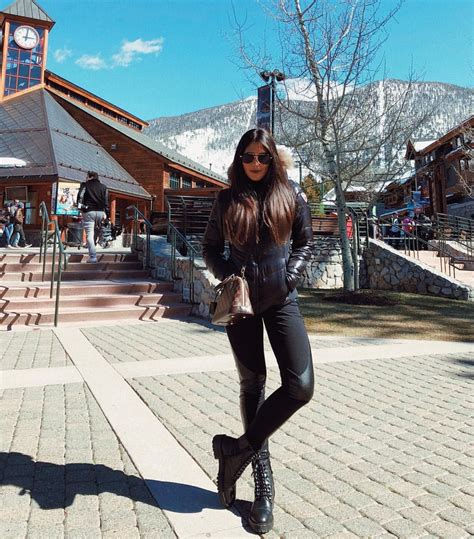 Julia Lawrence On Instagram “📍” Julia Instagram Instagram Photo