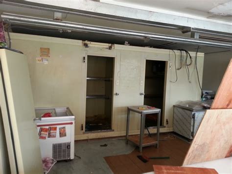 중고정육쇼케이스육절기진공포장기골절기민서기연육기랩포장기냉동냉장창고등전국 매입및판매합니다