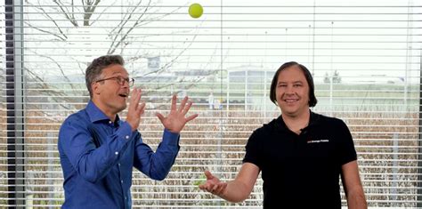 „wszyscy Ludzie Strategii” Julien Ducarroz Biuro Prasowe Orange