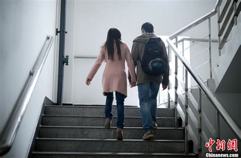 重庆现最牛“学霸班” 32名学生30个保研 组图 图片中国中国网