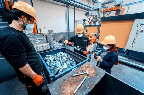Kaliteyi en iyi şekilde üretiyor en hassas koşullarla kontrol