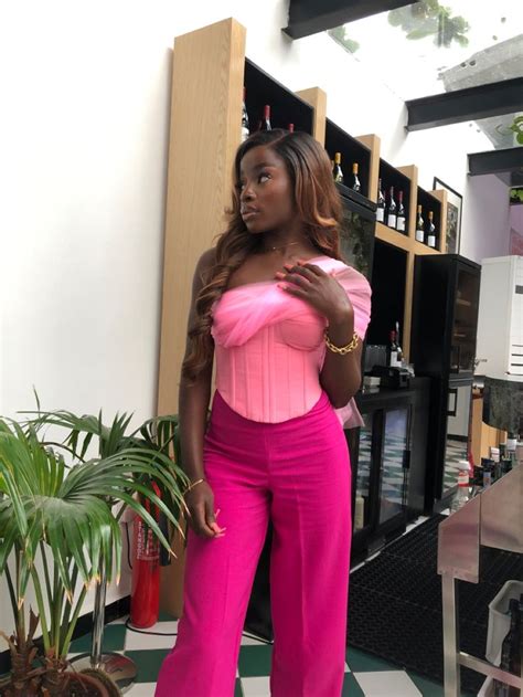 Pink Corset Top And Hot Pink Pants💕 Hot Pink Pants Corset Outfit