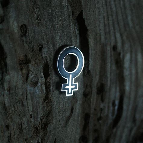 Female Symbol With Upside Down Cross Pin Torvenius