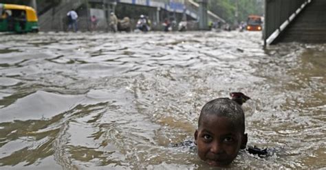 Delhi River Reaches Record High In Monsoon Floods Breitbart