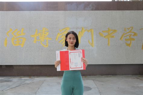 耿梦艺 中国美术学院 淄博黉门中学 高考复读 高三借读