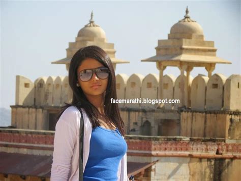 Photo Wallpaper Siddhi Karkhanis Hot Sexy Navel Show Saree Wallpaper