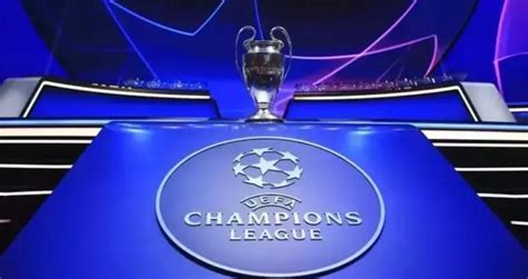 UEFA KADRO BİLDİRİMİ SON TARİH UEFA kadroları vermek için son tarih ne zaman UEFA