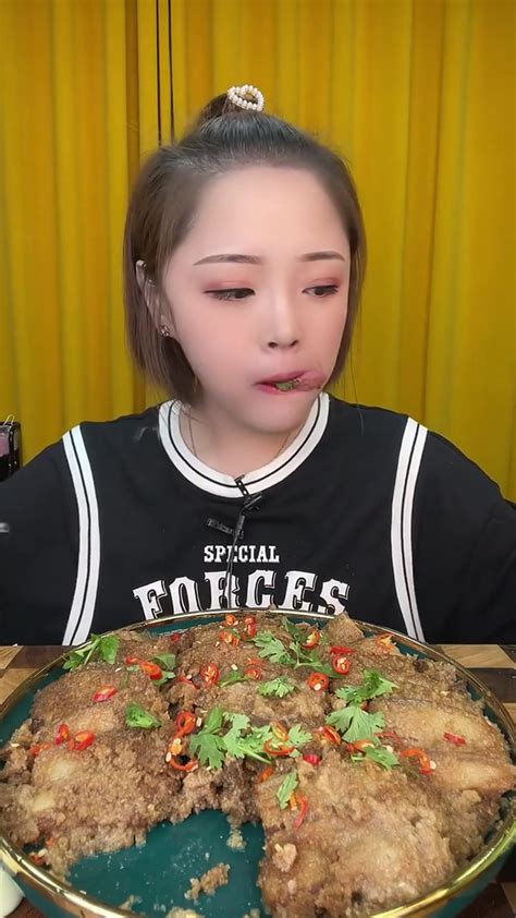 Asmr Asmrsounds Satisfying Satisfyingvideo Satisfyingvideos Mukbang 180 000 Xiao Yu