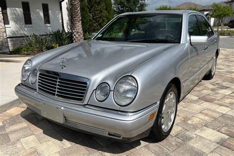 1998 Mercedes Benz E320