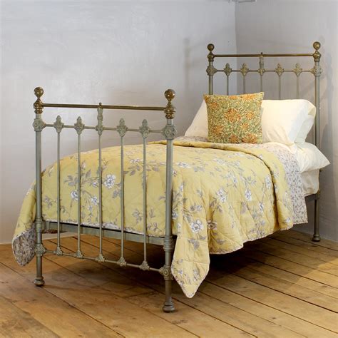 Traditional Single Victorian Brass And Iron Antique Bed In Faded Gold