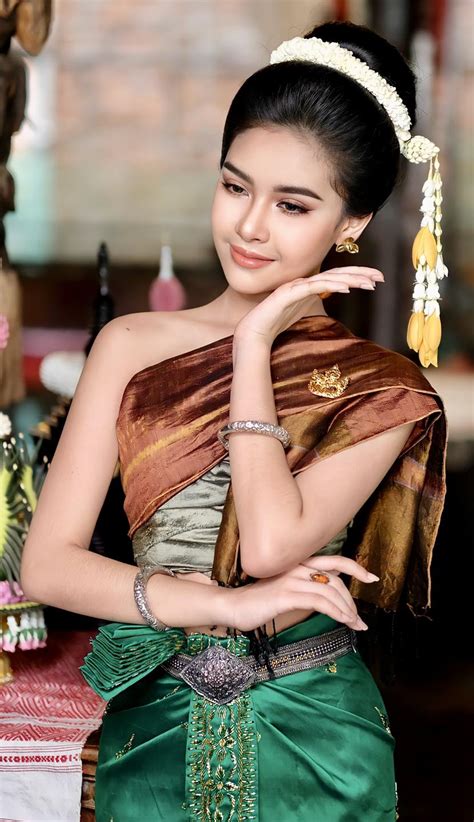 តុបតែងបែបខ្មែរលើកនេះ សម្រស់ ល្អហួស ស្អាតលេចធ្លោខ្លាំង Khmerload