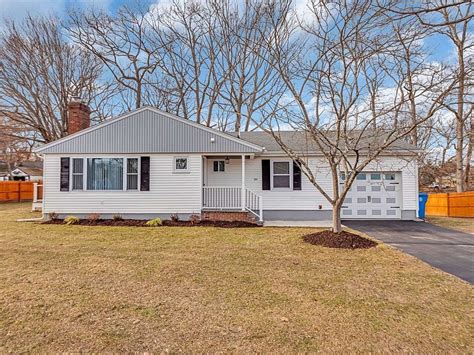 341 Shears St Wrentham Ma 02093 Zillow