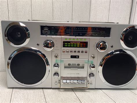 Gpo Brooklyn 80s Retro Bluetooth Silver 80 Watts Cd Cassette Fm
