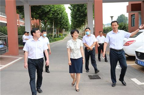淄博市文昌湖省级旅游度假区 部门动态 周村区副区长赵彩霞一行调研文昌湖区范阳中学