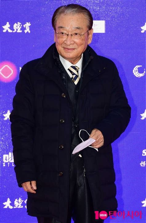 Ten 포토 이순재 인자한 미소 텐아시아