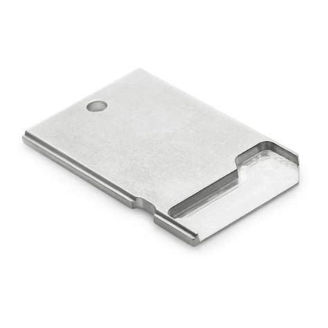 Металлическая экранирующая заглушка порта SDCard