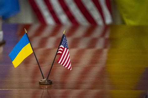 Пентагон спростував заяву Трампа нібито США виділили на допомогу Україні 350 млрд доларів