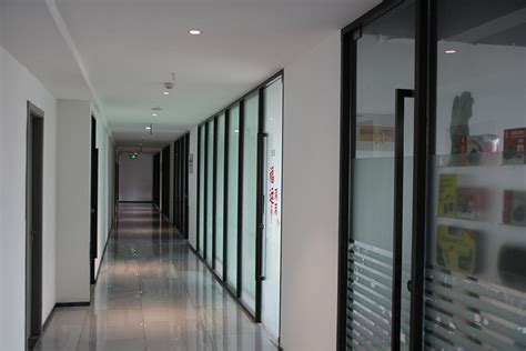 晶城科创园 南通孵化器创业园写字楼出租房源港闸区办公室出租北大街办公楼出租