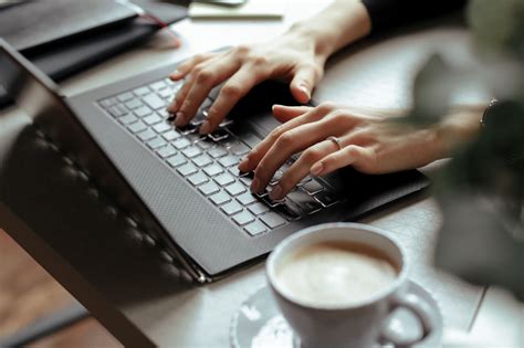 Teacher Sent Nude Photos Explicit Messages To Year Old On Google