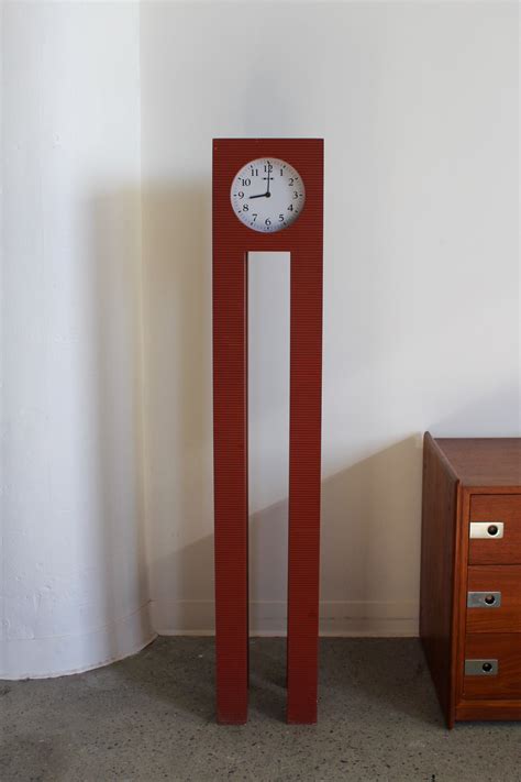 Dear Morris Clock By Shigeru Uchida For Morphos Le Centerpiece