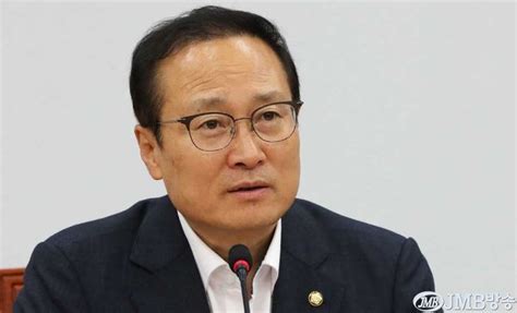 홍영표 ˝소극적 생색내기로 규제개혁 해선 안돼˝인디포커스