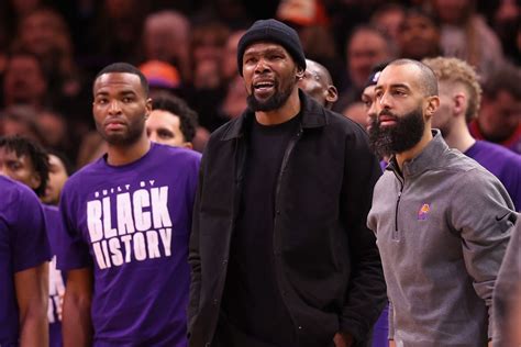 Suns vs. Clippers | 2.16.23 Photo Gallery | NBA.com
