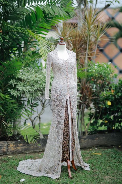 Wedding Of Nia And Irawan At Graha Sarina Vidi Yogyakarta Avinci