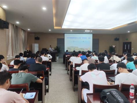 振兴计划师大行物电学院举办第二届物理拔尖班学生学术报告比赛 安徽师范大学