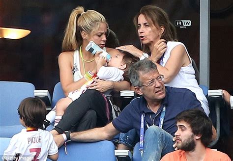 Shakira S Sons Milan And Sasha Watch Their Dad Gerard Pique Crash Out Of Euro To Italy
