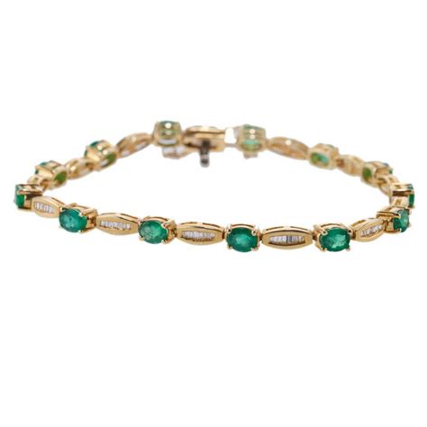 14k Gold Diamond Emerald Bracelet