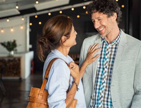 Meeting Long Distance For The First Time 10 Tips To Meet Someone For