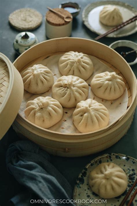 Steamed Pork Buns With Chive 猪肉韭菜包子 Omnivores Cookbook