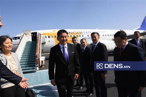 ШХАБ 2022 Ерөнхийлөгч У Хүрэлсүх Самарканд хотноо хүрэлцэн ирлээ Dens Mn Популизмаас ангид