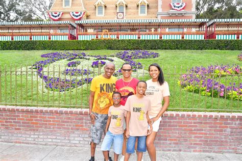 Top 10 Rides At Disneyland