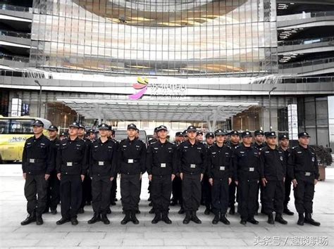 為什麼保安工資低還有人干這首打油詩寫的很真實 每日頭條
