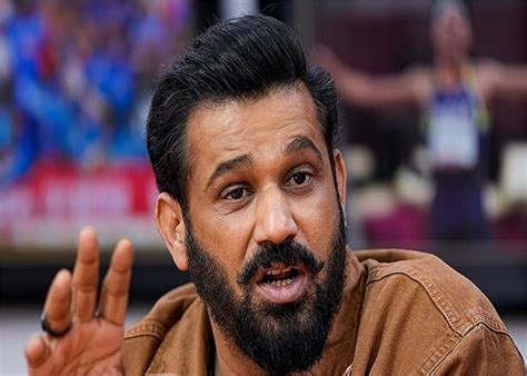 तुम्बाड अभिनेता सोहम शाह की फिल्म क्रेज़ी के सेट से लीक हुई तस्वीरें