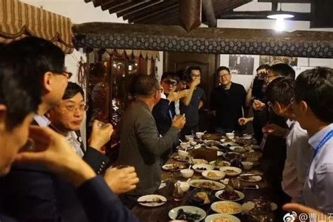 身价多少，才能参加乌镇的“大佬”饭局？