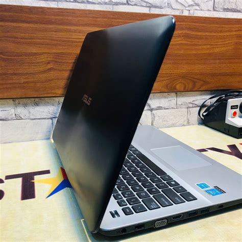 Asus X 555L Laptop 500GB Storage 4GB RAM 15 6 HD LED Display