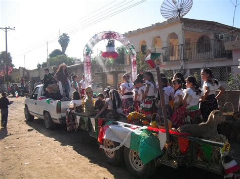 La Trinidad Guasave Desfile