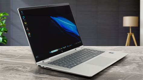Hp Envy X360 15 15 Fe0000の開け方 分解とアップグレードオプション Laptopmedia 日本