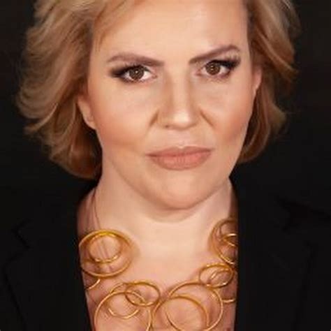 Lenise Rodrigues Youtube