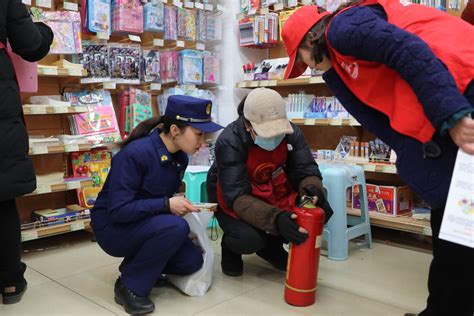 璧山区：走街串巷话消防 守好安全“防火线” 华龙网