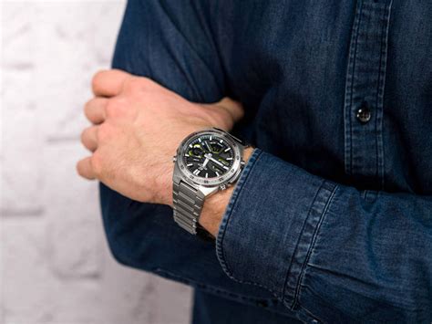 Купить часы Edifice Efv C110d 1a3 в официальном магазине G Store Russia Бесплатная доставка по