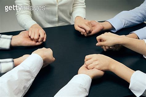 종교 기독교 기도 커뮤니케이션컨셉 찬양 감사 감사기도 성경말씀 기독교용어 선교사 역할 회개 성경