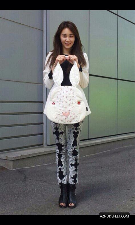 Eun Seo Son Feet Aznudefeet