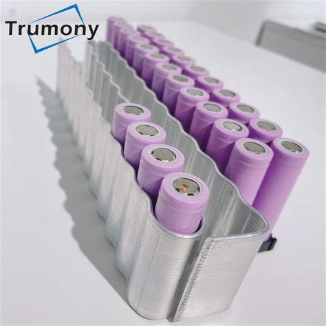4680 Lithium Ion Battery Pack Side Direction Parallel Flow Cooling Pipe Tube For Electric Buses