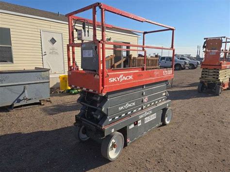 Skyjack Sjih 3226 Scissor Lift Assiter Auctioneers