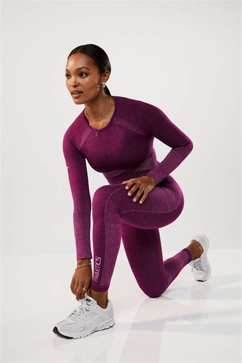 Womens Gym And Workout Clothes Activewear Outfits Fabletics