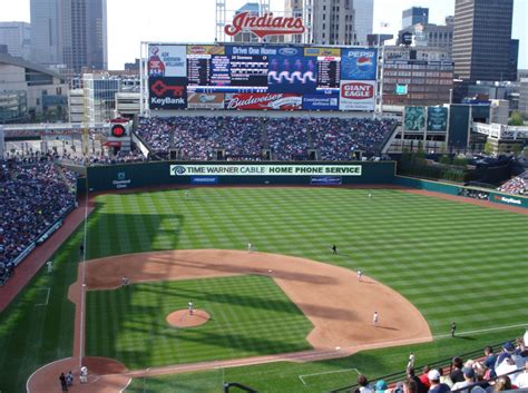 Meet The Guy Who Paid 1 000 000 Starpoints To Throw Out The First Pitch At Game 7 Points With